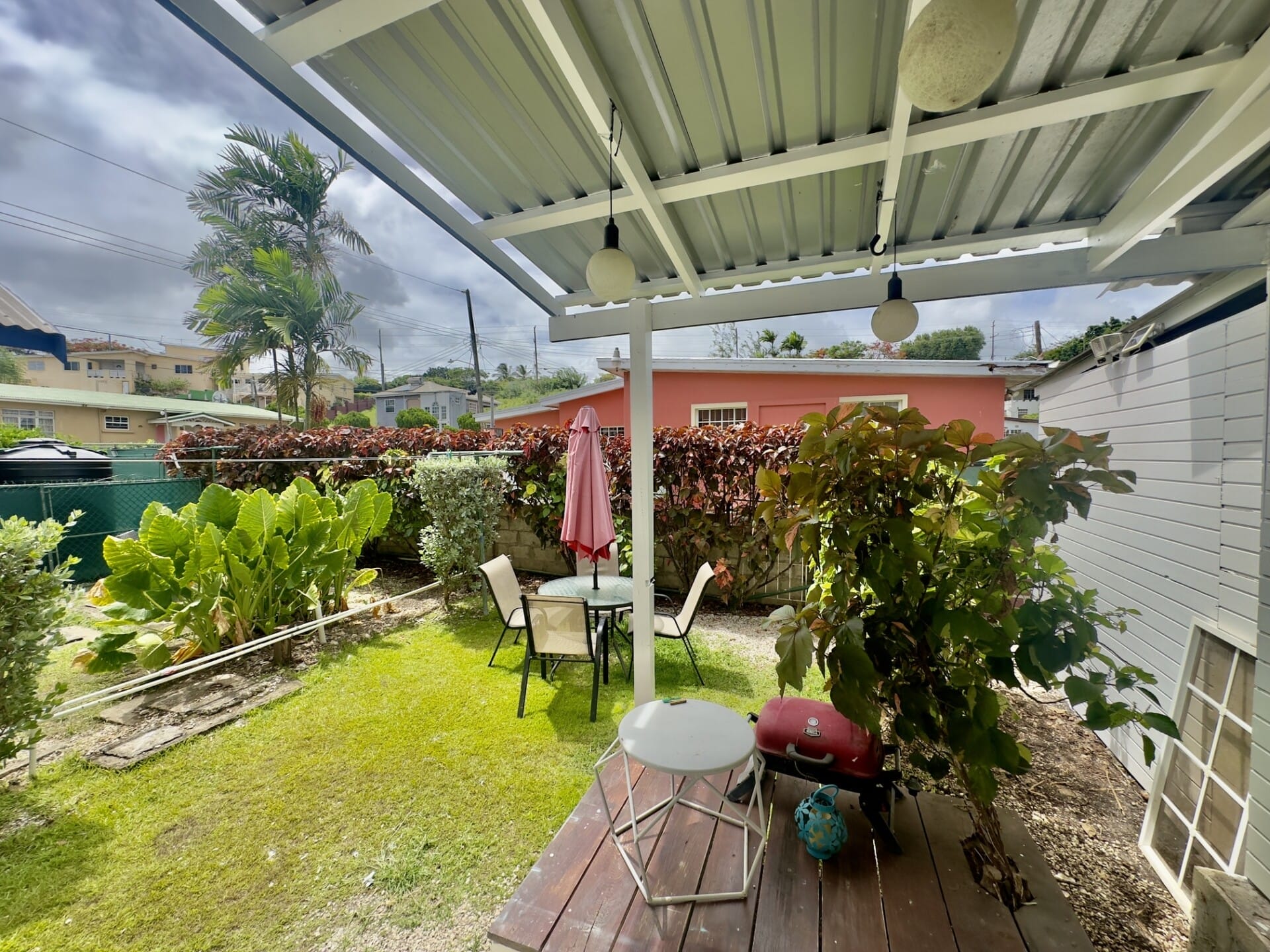 Turnkey 4 unit Rental Property with Proven Income & Confirmed Bookings ...